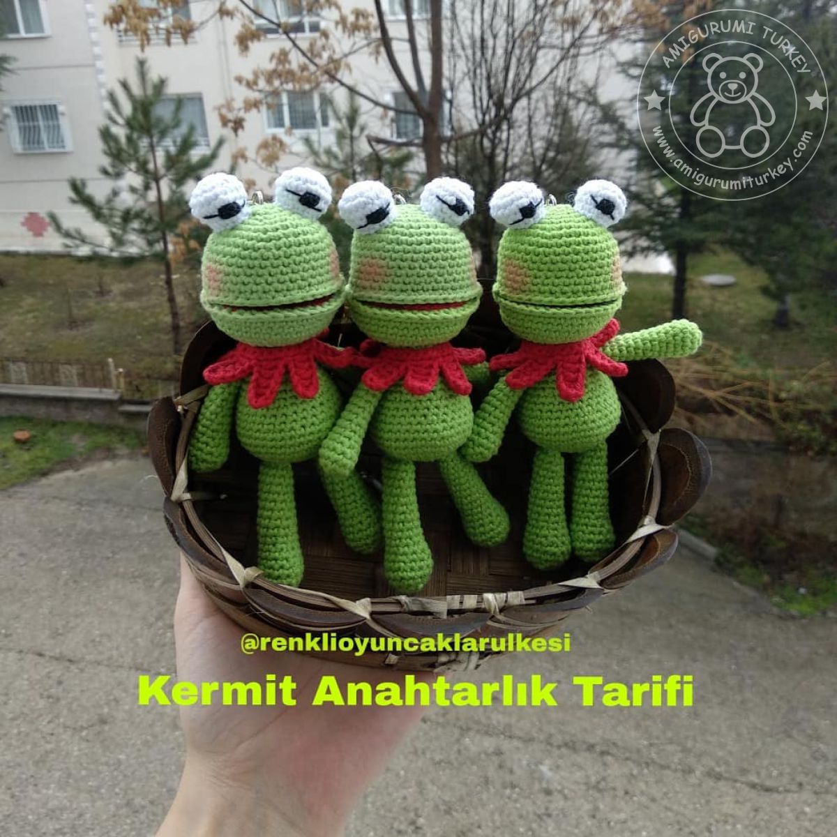 Amigurumi Türkiye-Kurbağa Kermit Anahtarlık Tarifi